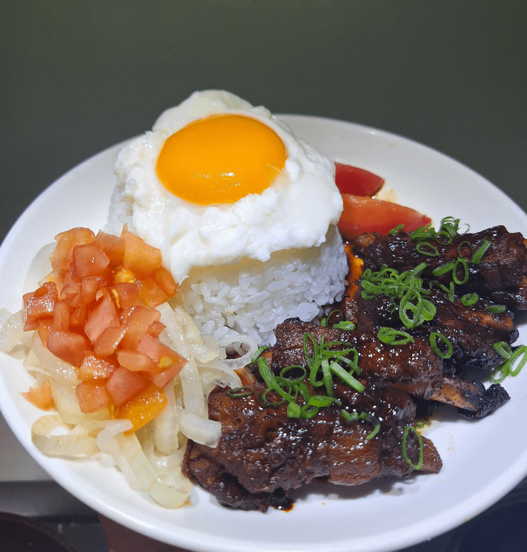 I tried making glazed adobo ribs for a very Filipino breakfast - foodiedude