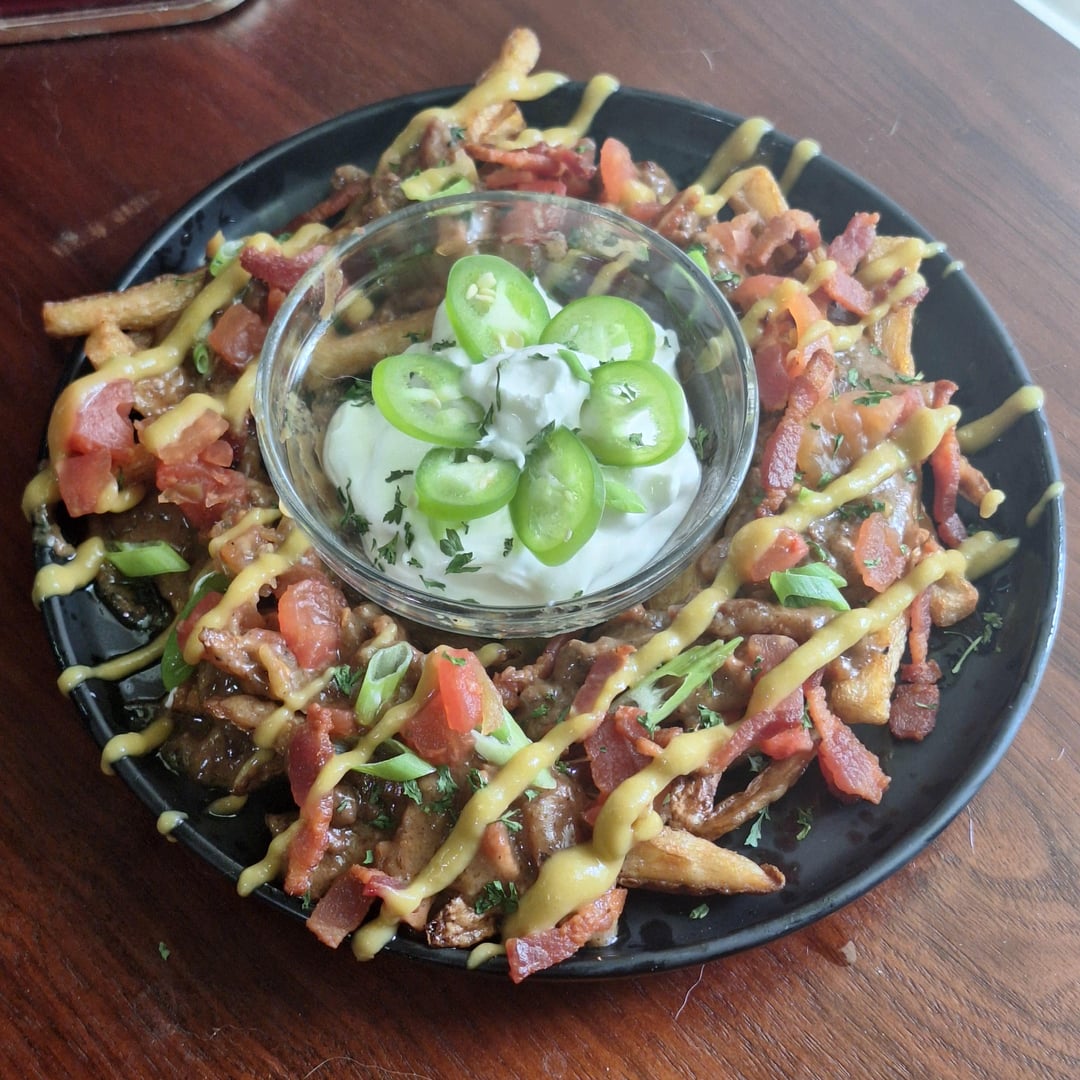 [Homemade] Tex Mex Style Poutine with Beef and Bacon Gravy, Hand Cut ...